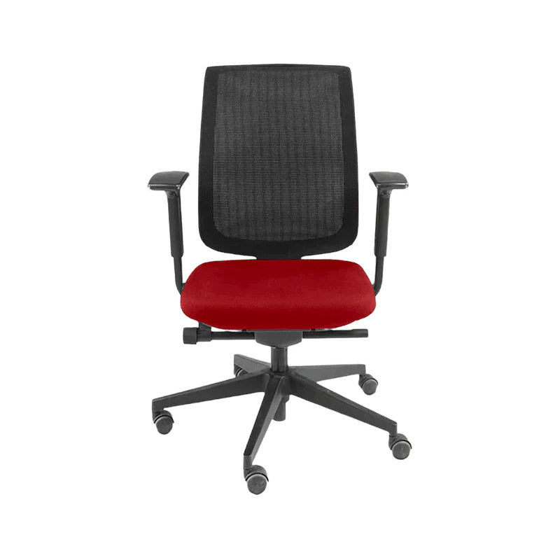 Steelcase: Silla de oficina Reply con respaldo de malla en tela roja